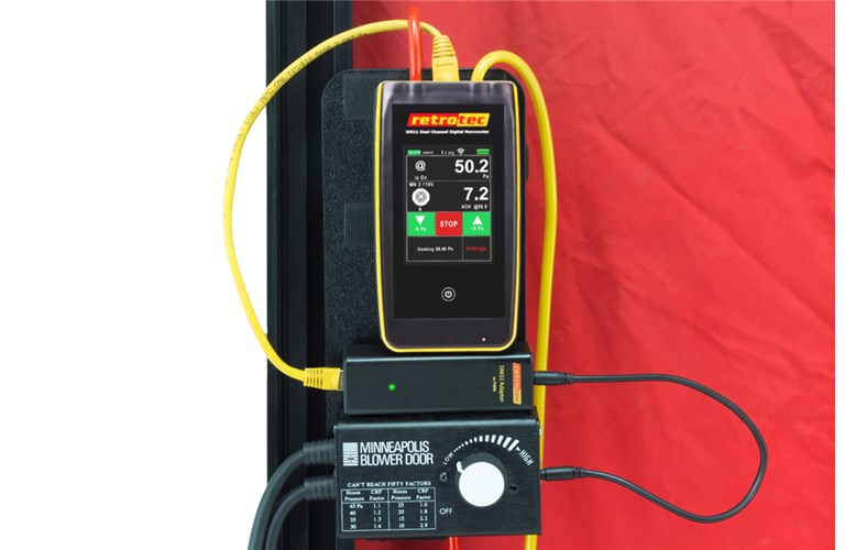 Retrotec DM320 DM32 Dual Channel Color Touchscreen Manometer | TEquipment